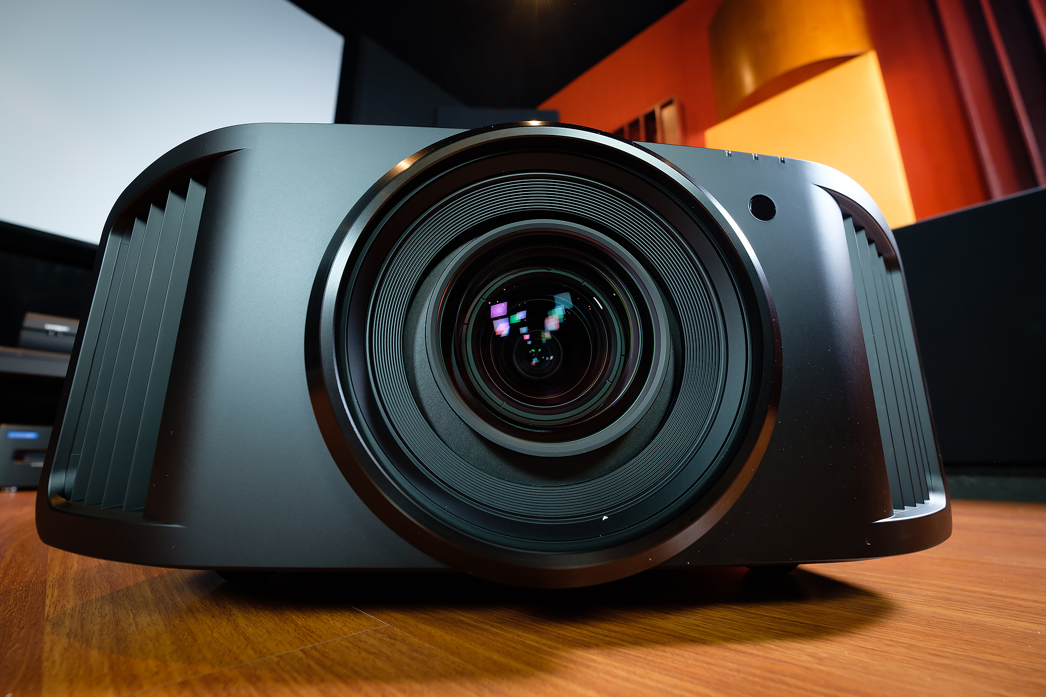 JVC DLA-NX9 - Mor Aek Home Theater