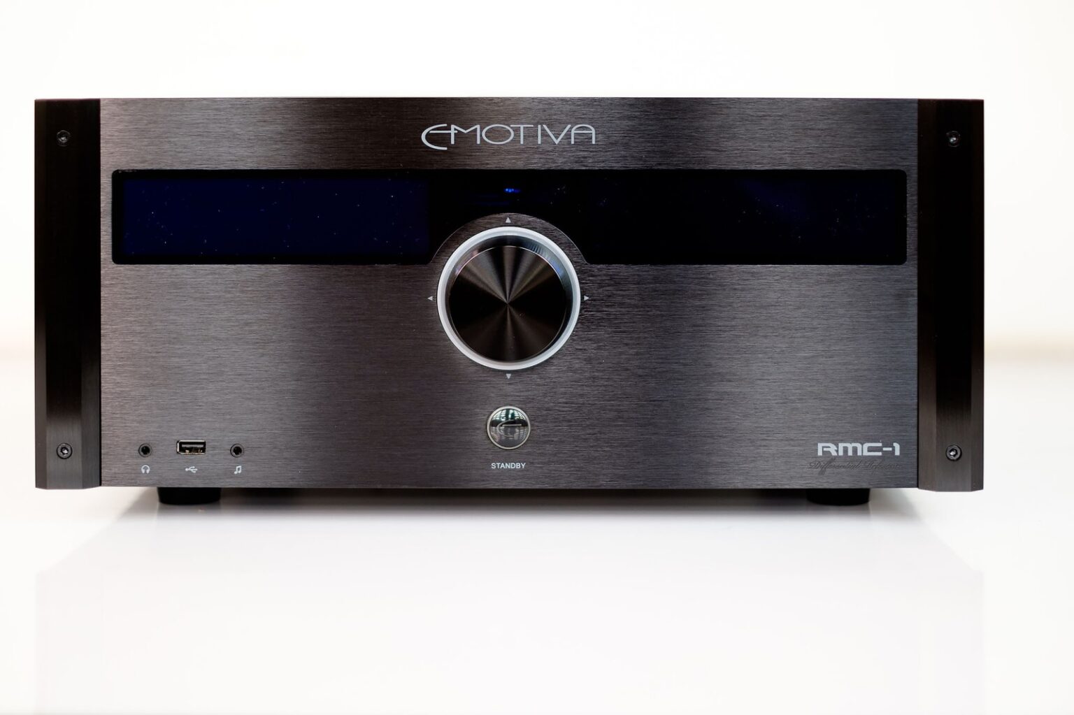 Emotiva RMC-1 - Mor Aek Home Theater
